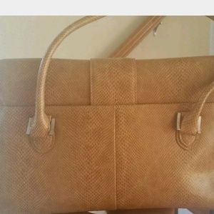 Charlie Lapson | Bags | Charlie Lapson Tan Satche Handbag Magnetic ...